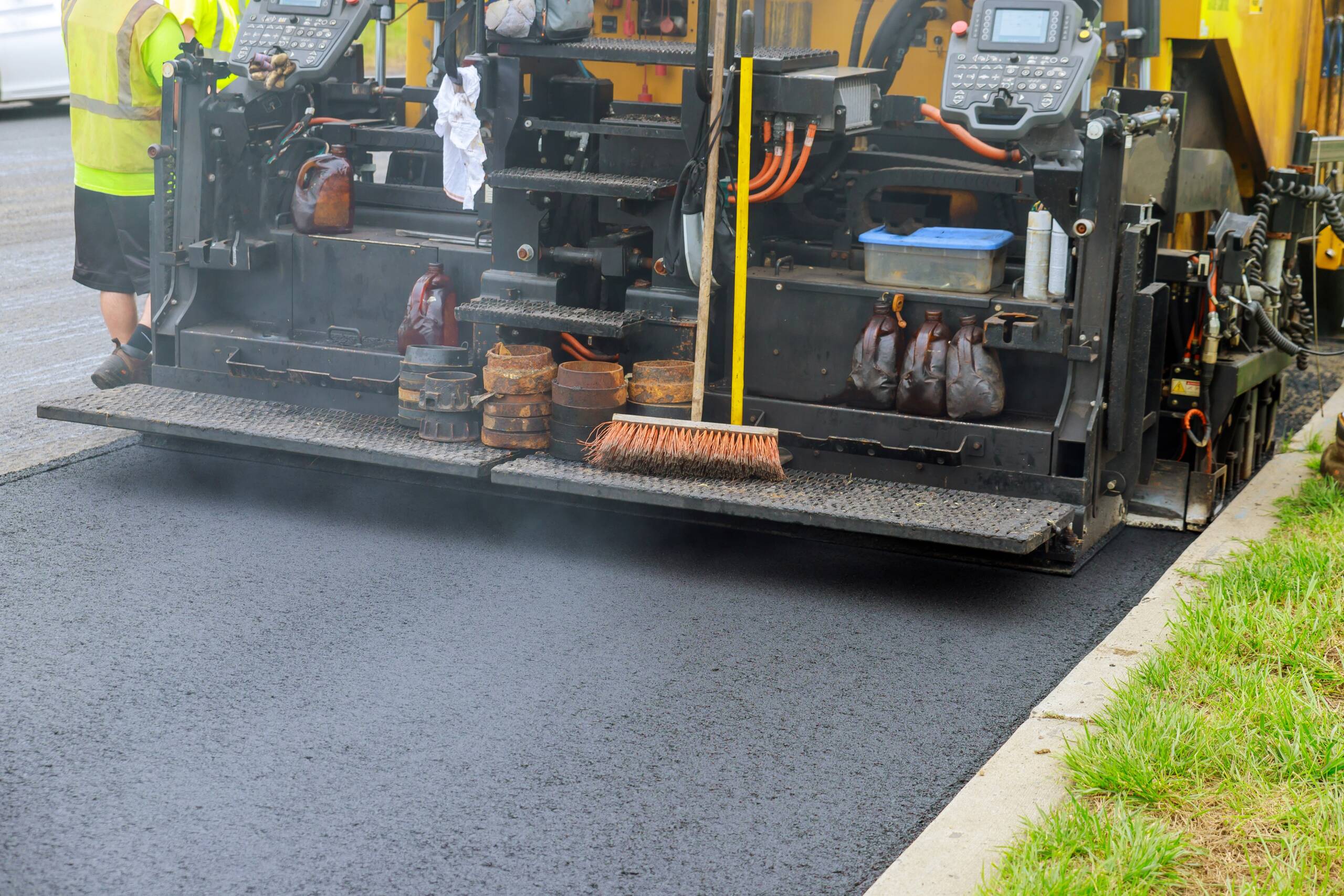 Mastering Tarmac Installation in the UK: Weather Tips for Durable Results - Total Surfacing ...